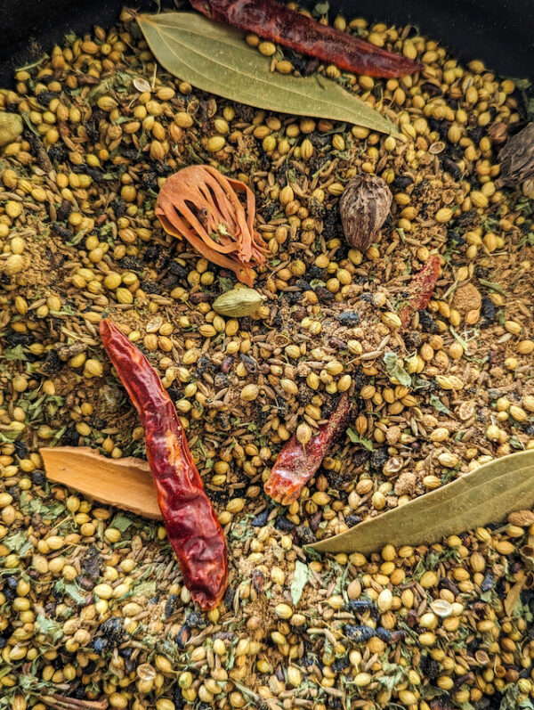 Pindi Chole Masala Powder Recipe - Indian Simmer